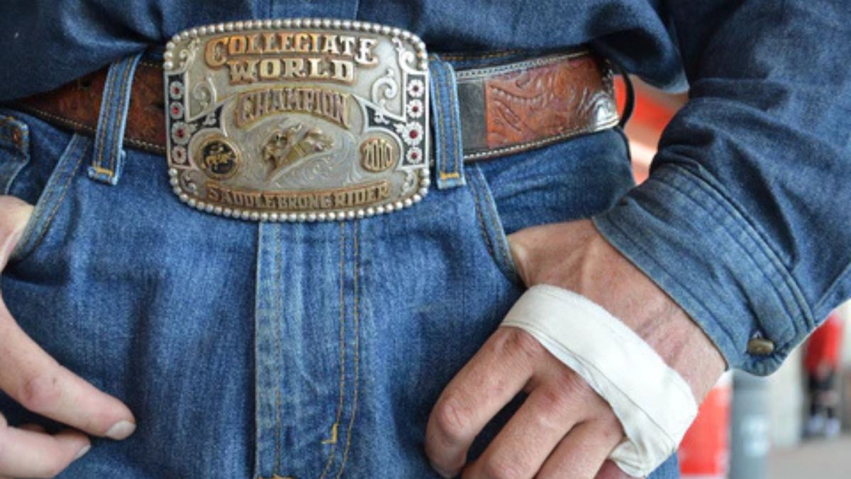 Custom Belt Buckles: Design Trends, Personalization, and Modern Uses